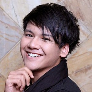 Foto dan Biodata Ilham SM*SH - Pemeran Ilham di sinetron Abg Jadi ...